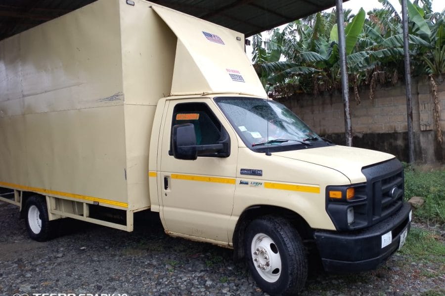 Ford Cargo Box Truck -17ft - Muvars